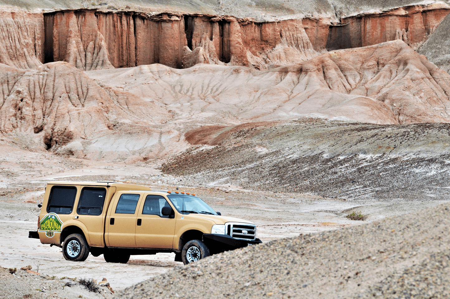 Rocas coloradas – Comodoro Turismo