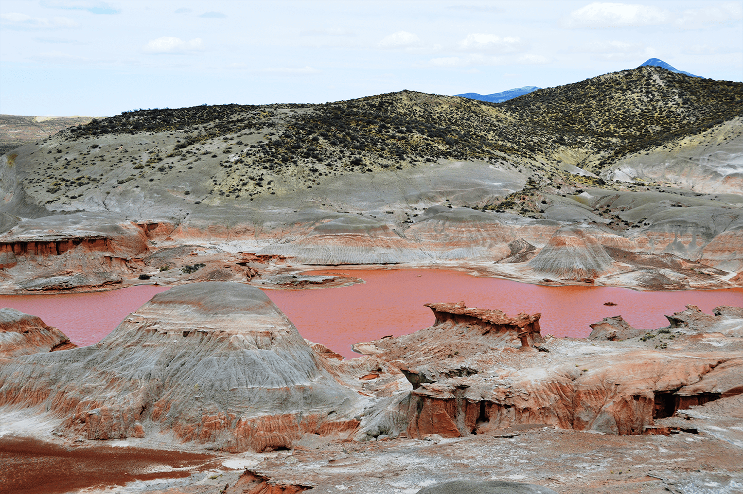 Rocas coloradas – Comodoro Turismo