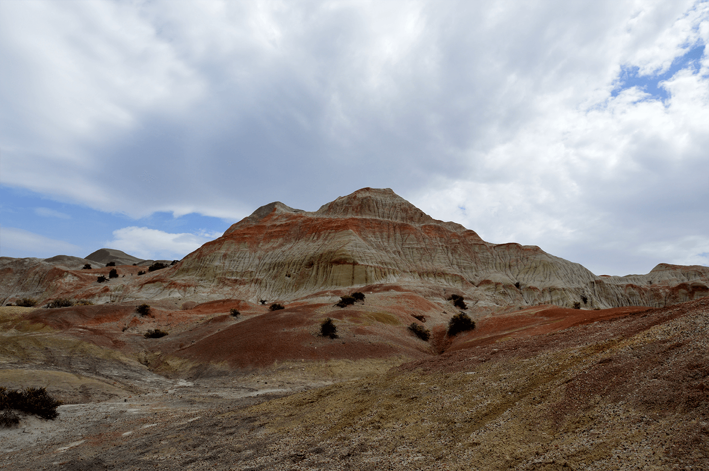Rocas coloradas – Comodoro Turismo